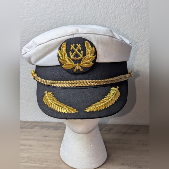 Spirit | Accessories | Spirit Halloween Captains Hat New With Tag ...